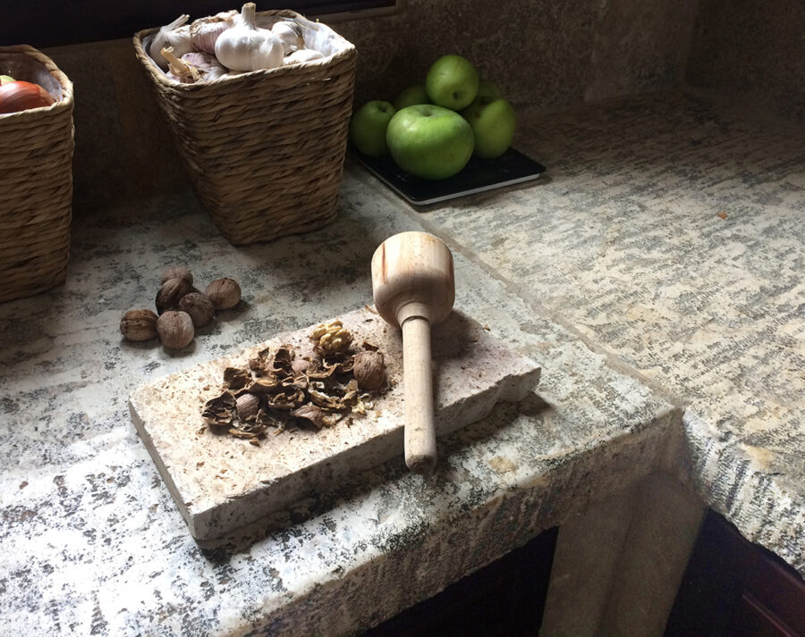 Slabs – Monolithic Stone