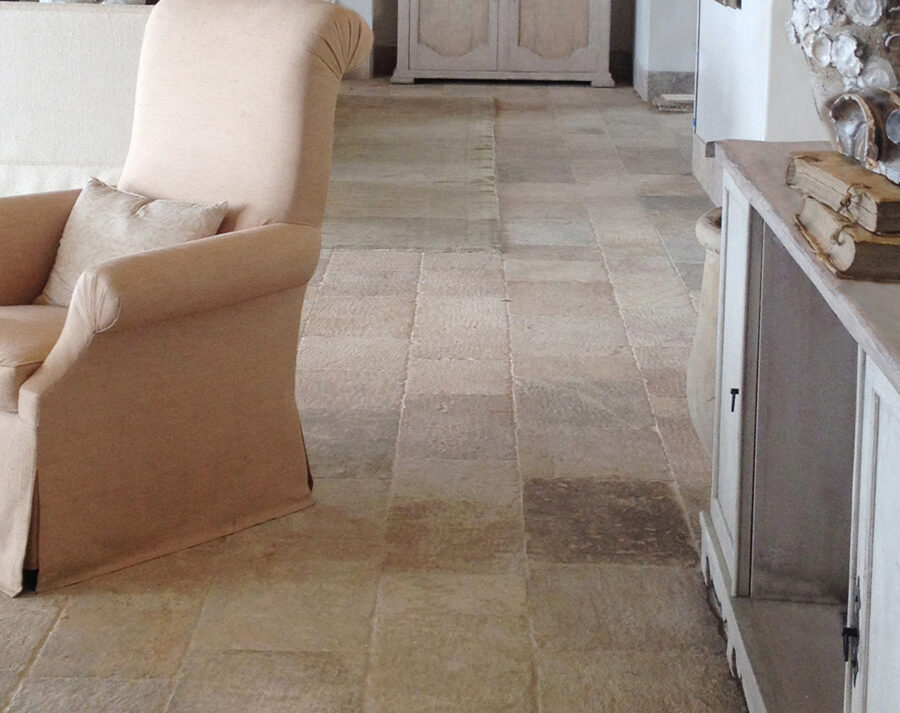 Mykonos Stone – Monolithic Stone