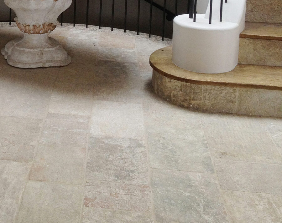 Mykonos Stone – Monolithic Stone