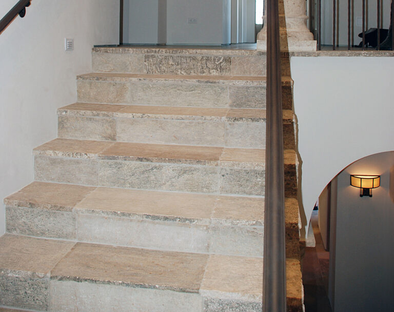 Mykonos Stone – Monolithic Stone
