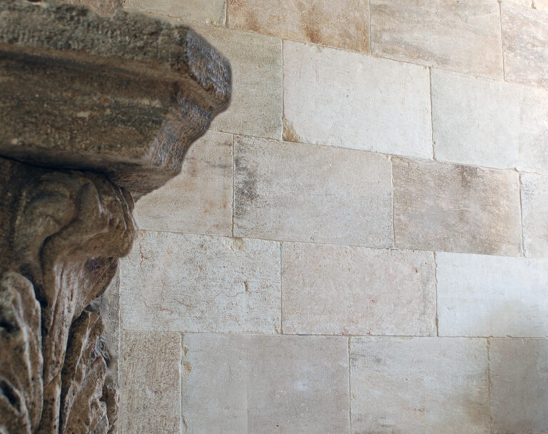Mykonos Stone – Monolithic Stone