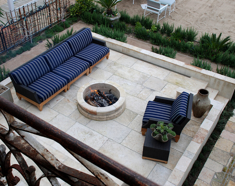 Minoan Stone – Monolithic Stone