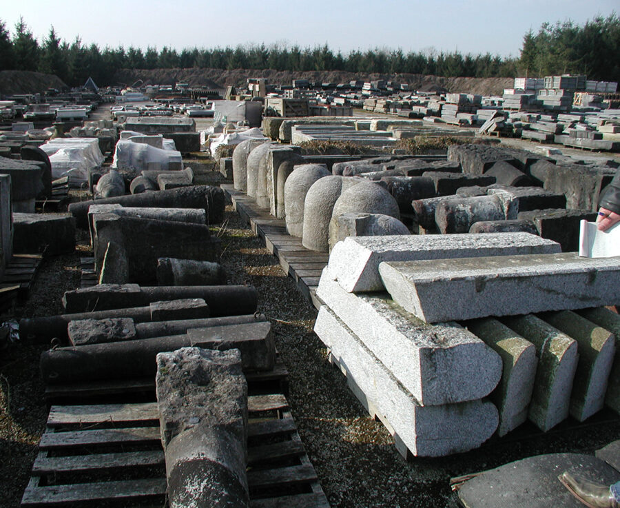 Connect – Monolithic Stone