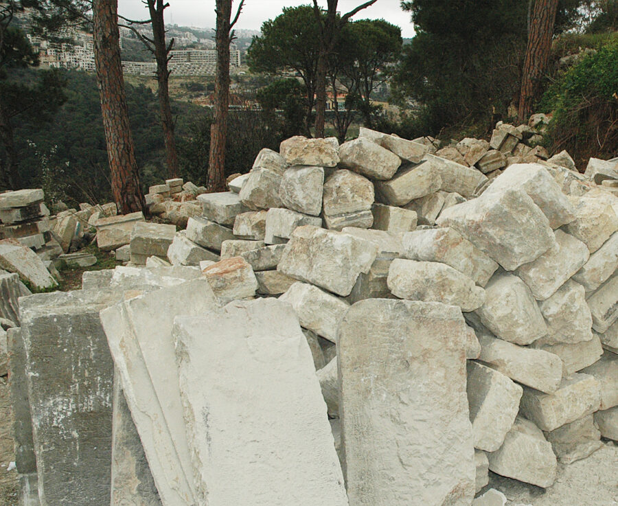 Connect – Monolithic Stone