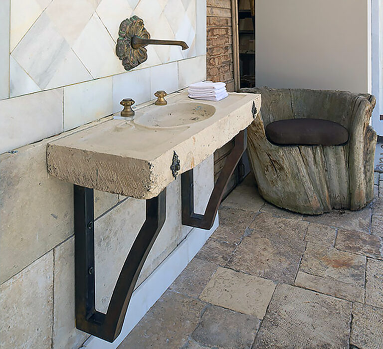 Sinks – Monolithic Stone